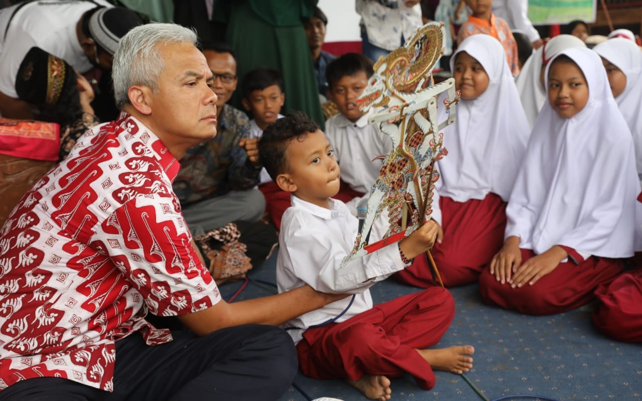 Decak Kagum Ganjar Melihat Anak-anak Dikenalkan dan Berlatih Kesenian ...